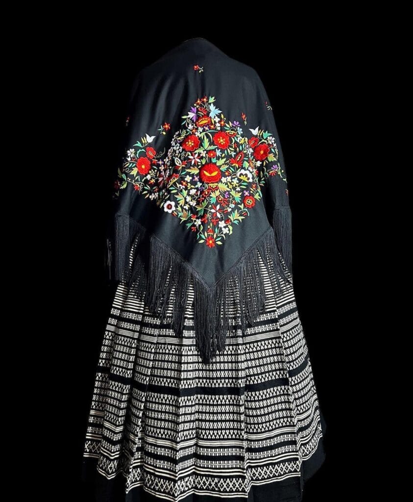 REFAJO LANA TEJIDA REF. 02 - Tradición Popular